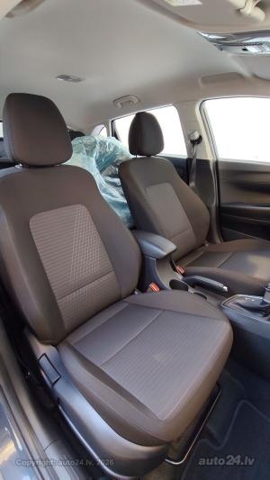 Grey Hyundai i20 2022 in Tallinn, with an engine capacity of 1.00 L and mileage of 20 thousand km for 13995 €, photo 7 on AUTOMOTO.COM.LV
