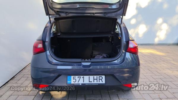Pelēks Hyundai i20 2022 Tallina, ar dzinēja tilpumu 1.00 L un nobraukumu 20 tūkst. km par 13995 €, foto 10 vietnē AUTOMOTO.COM.LV