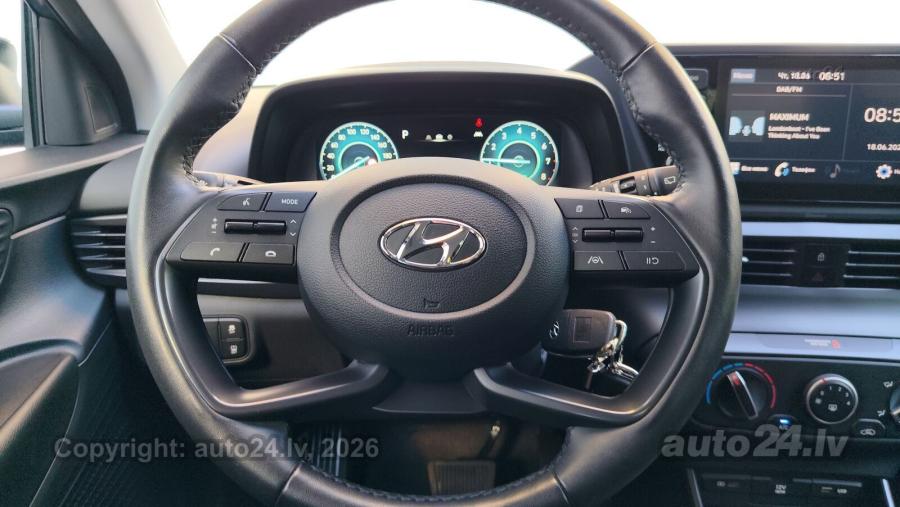 Grey Hyundai i20 2022 in Tallinn, with an engine capacity of 1.00 L and mileage of 20 thousand km for 13995 €, photo 13 on AUTOMOTO.COM.LV