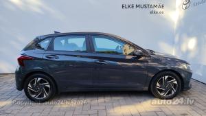 Grey Hyundai i20 2022 in Tallinn, with an engine capacity of 1.00 L and mileage of 20 thousand km for 13995 €, photo 17 on AUTOMOTO.COM.LV
