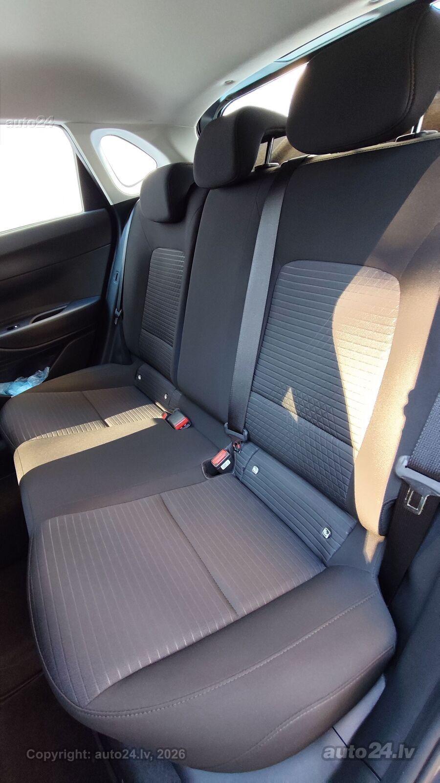 Grey Hyundai i20 2022 in Tallinn, with an engine capacity of 1.00 L and mileage of 20 thousand km for 13995 €, photo 18 on AUTOMOTO.COM.LV