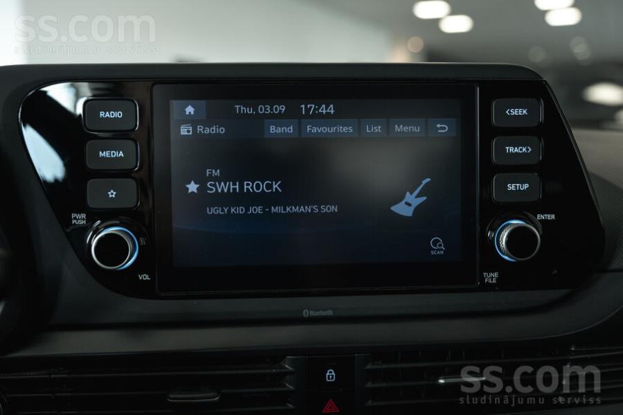 Pelēks Hyundai i20 2022 Rīga, ar dzinēja tilpumu 1.00 L un nobraukumu 113 tūkst. km par 8990 €, foto 9 vietnē AUTOMOTO.COM.LV