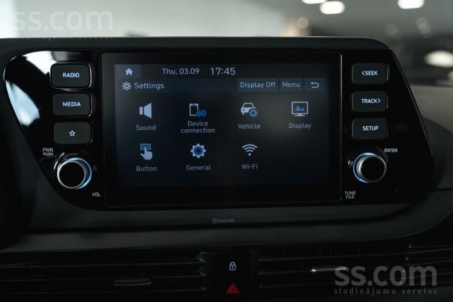 Pelēks Hyundai i20 2022 Rīga, ar dzinēja tilpumu 1.00 L un nobraukumu 113 tūkst. km par 8990 €, foto 10 vietnē AUTOMOTO.COM.LV