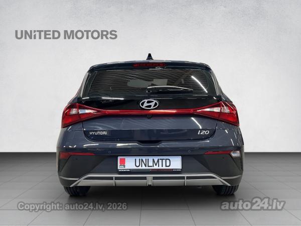 Grey Hyundai i20 2023 in Tallinn, with an engine capacity of 1.20 L and mileage of 26 thousand km for 13900 €, photo 5 on AUTOMOTO.COM.LV