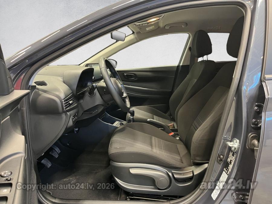 Pelēks Hyundai i20 2023 Tallina, ar dzinēja tilpumu 1.20 L un nobraukumu 26 tūkst. km par 13900 €, foto 10 vietnē AUTOMOTO.COM.LV