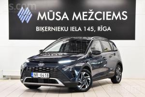 Grey Hyundai i20 2023 in Riga, with an engine capacity of 1.00 L and mileage of 23 thousand km for 14690 €, photo  on AUTOMOTO.COM.LV
