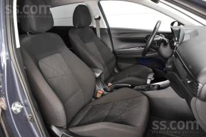 Grey Hyundai i20 2023 in Riga, with an engine capacity of 1.00 L and mileage of 23 thousand km for 13990 €, photo 16 on AUTOMOTO.COM.LV