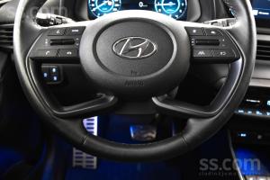 Grey Hyundai i20 2023 in Riga, with an engine capacity of 1.00 L and mileage of 23 thousand km for 13990 €, photo 20 on AUTOMOTO.COM.LV