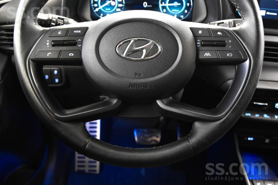 Grey Hyundai i20 2023 in Riga, with an engine capacity of 1.00 L and mileage of 23 thousand km for 13990 €, photo 20 on AUTOMOTO.COM.LV