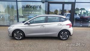 Grey Hyundai i20 2023 in Tallinn, with an engine capacity of 1.00 L and mileage of 64 thousand km for 15990 €, photo 3 on AUTOMOTO.COM.LV