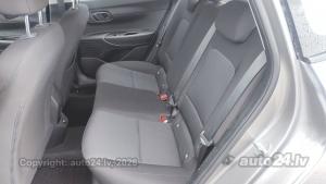 Grey Hyundai i20 2023 in Tallinn, with an engine capacity of 1.00 L and mileage of 64 thousand km for 15990 €, photo 7 on AUTOMOTO.COM.LV