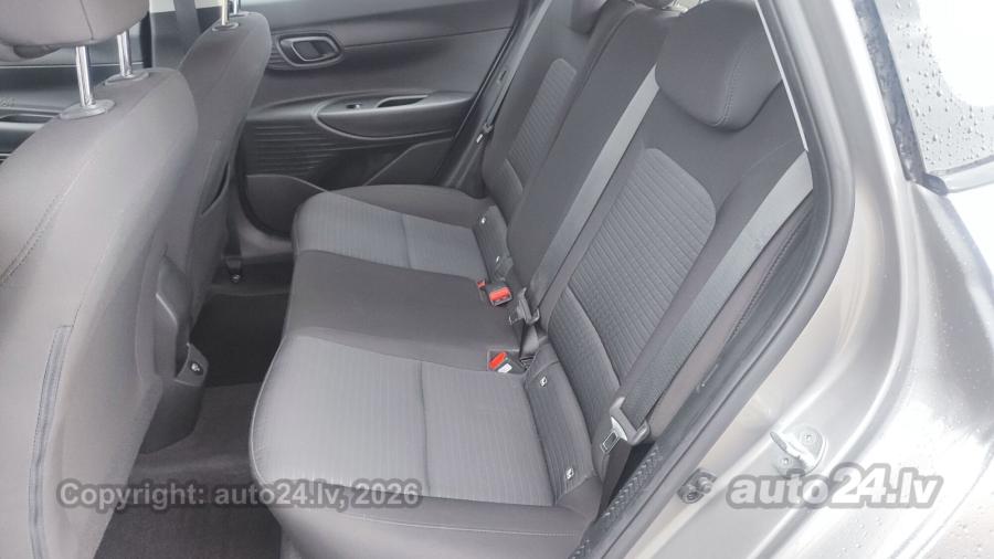 Grey Hyundai i20 2023 in Tallinn, with an engine capacity of 1.00 L and mileage of 64 thousand km for 15990 €, photo 7 on AUTOMOTO.COM.LV