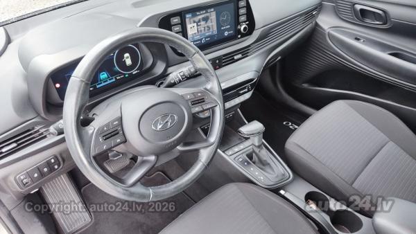 Grey Hyundai i20 2023 in Tallinn, with an engine capacity of 1.00 L and mileage of 64 thousand km for 15990 €, photo 11 on AUTOMOTO.COM.LV