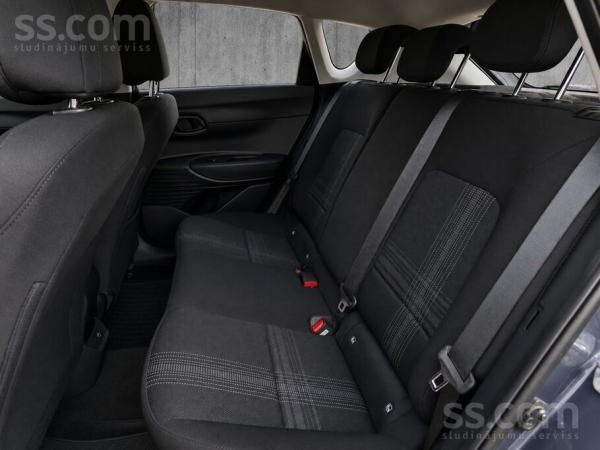 Hyundai i20 2023 Rīga vietnē Pelēks Hyundai i20 2023 Rīga, ar dzinēja tilpumu 1.20 L un nobraukumu 76 tūkst. km par 12190 €, foto 11 vietnē AUTOMOTO.COM.LV