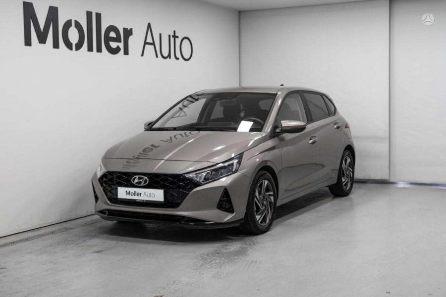 Grey Hyundai i20 2022 in Vilnius, with an engine capacity of 1.00 L and mileage of 18 thousand km for 13950 €, photo 1 on AUTOMOTO.COM.LV