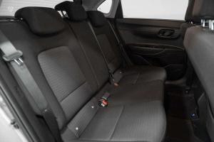 Grey Hyundai i20 2022 in Vilnius, with an engine capacity of 1.00 L and mileage of 18 thousand km for 13950 €, photo 9 on AUTOMOTO.COM.LV