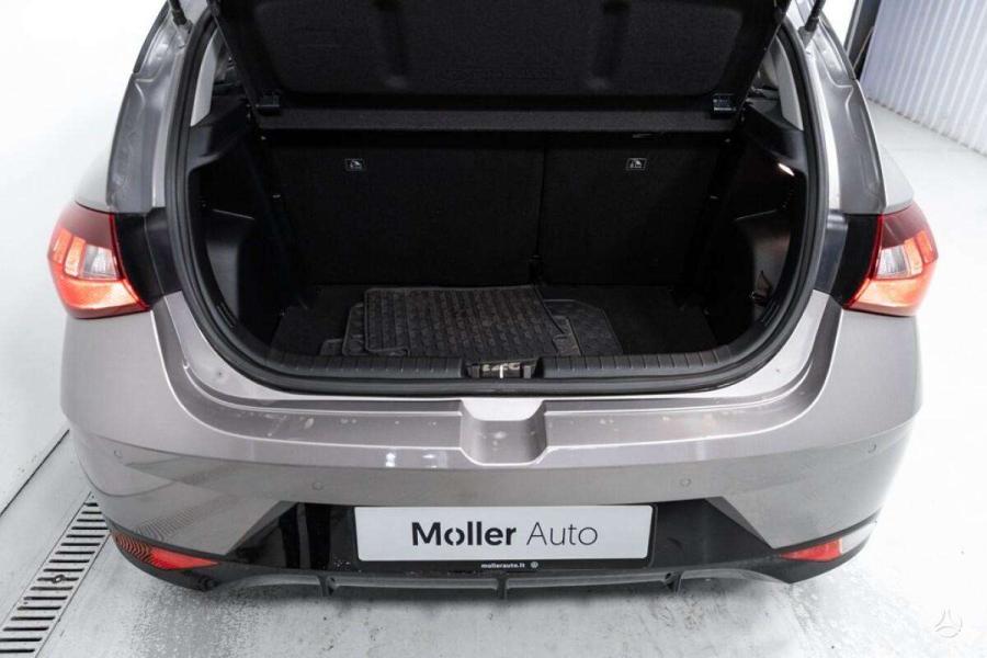 Grey Hyundai i20 2022 in Vilnius, with an engine capacity of 1.00 L and mileage of 18 thousand km for 13950 €, photo 20 on AUTOMOTO.COM.LV