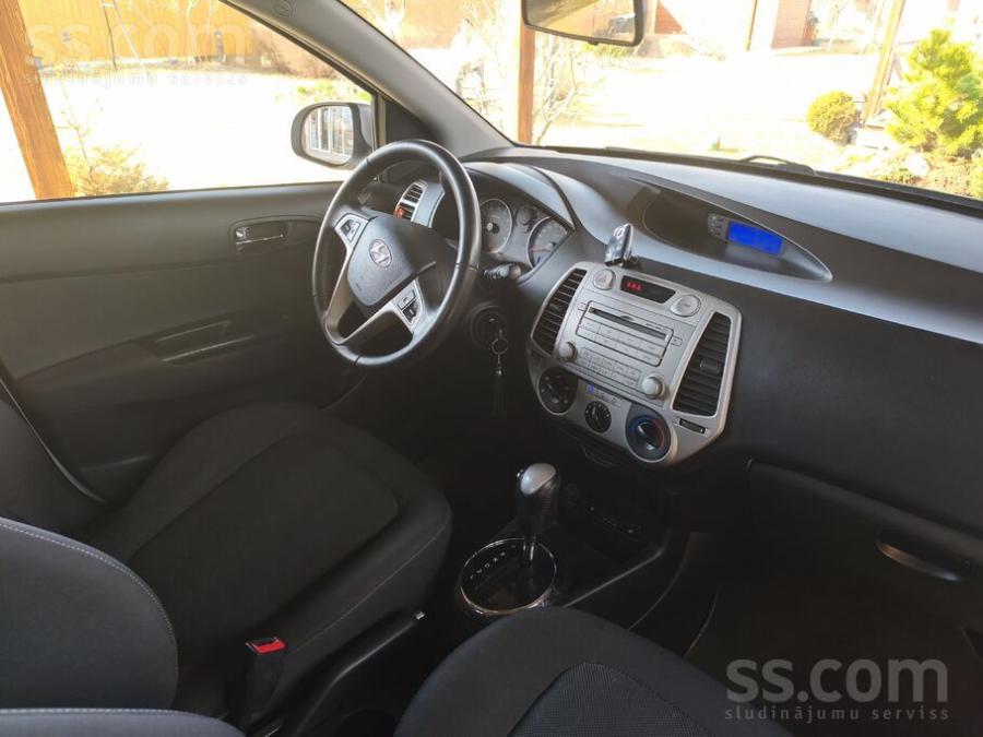 Hyundai i20 2012 Daugavpils, ar dzinēja tilpumu 1.40 L un nobraukumu 105 tūkst. km par 4200 €, foto 4 vietnē AUTOMOTO.COM.LV