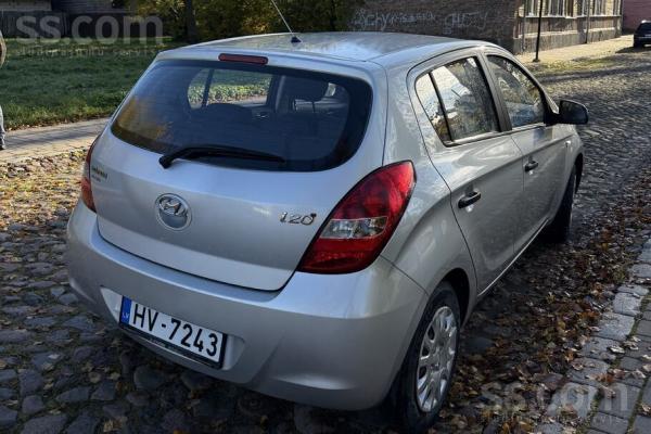 Hyundai i20 2012 Rīga, ar dzinēja tilpumu 1.20 L un nobraukumu 189 tūkst. km par 2275 €, foto 2 vietnē AUTOMOTO.COM.LV