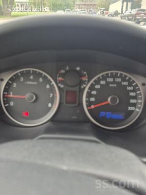 Hyundai i20 2013 in Riga, with an engine capacity of 1.40 L and mileage of 165 thousand km for 4400 €, photo 12 on AUTOMOTO.COM.LV