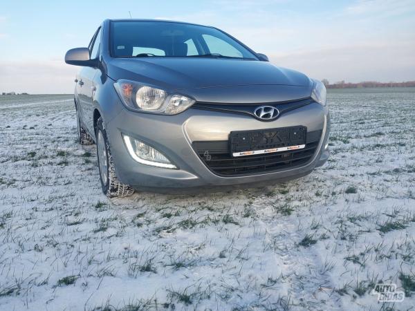 Hyundai i20 2014 Marijampole, ar dzinēja tilpumu 1.10 L un nobraukumu 195 tūkst. km par 3333 €, foto 3 vietnē AUTOMOTO.COM.LV