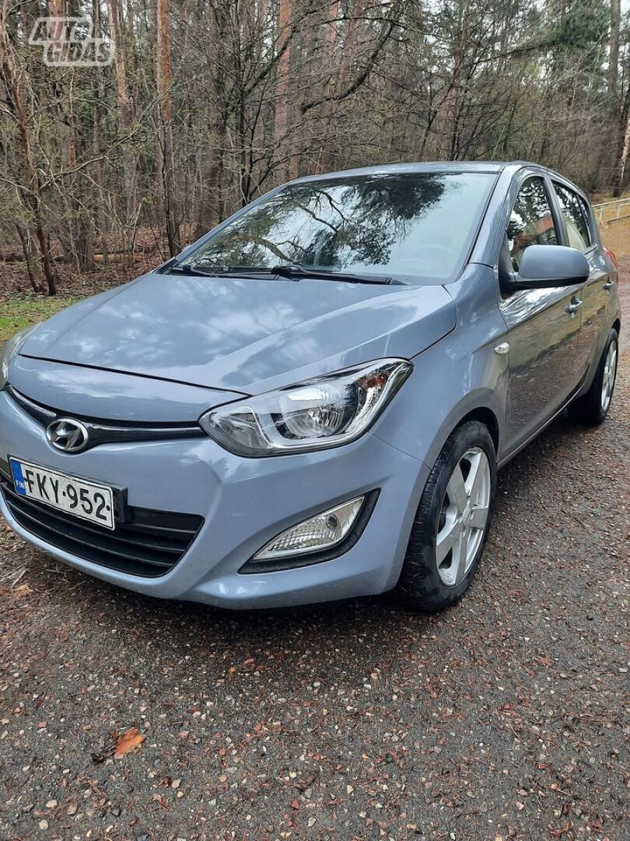 Hyundai i20 2014 in Vilnius, with an engine capacity of 1.30 L and mileage of 238 thousand km for 3500 €, photo 1 on AUTOMOTO.COM.LV