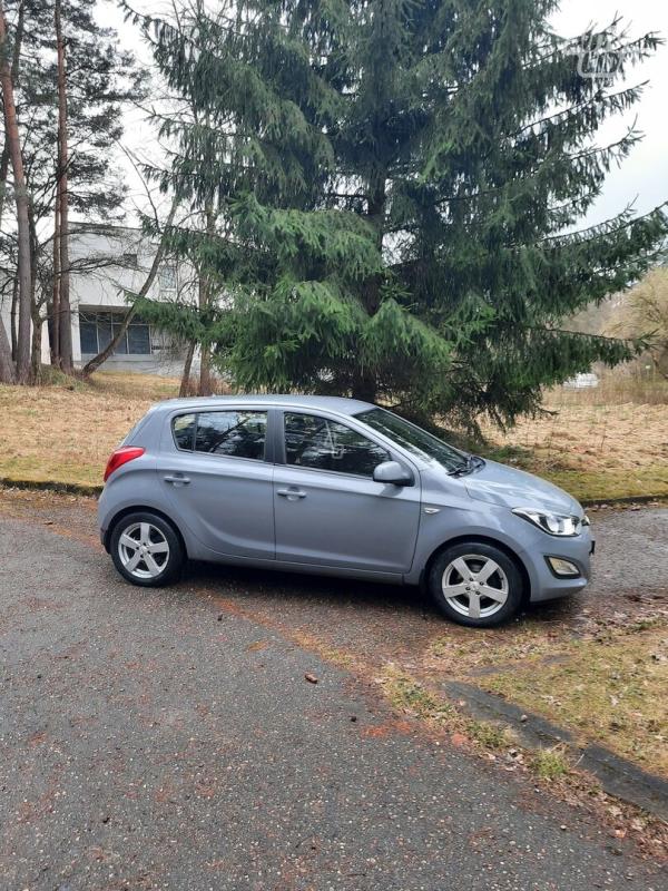 Hyundai i20 2014 Viļņa, ar dzinēja tilpumu 1.30 L un nobraukumu 238 tūkst. km par 3500 €, foto 4 vietnē AUTOMOTO.COM.LV