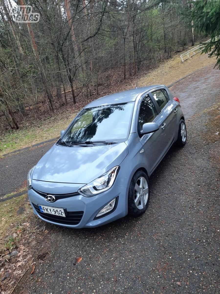 Hyundai i20 2014 in Vilnius, with an engine capacity of 1.30 L and mileage of 238 thousand km for 3500 €, photo 8 on AUTOMOTO.COM.LV