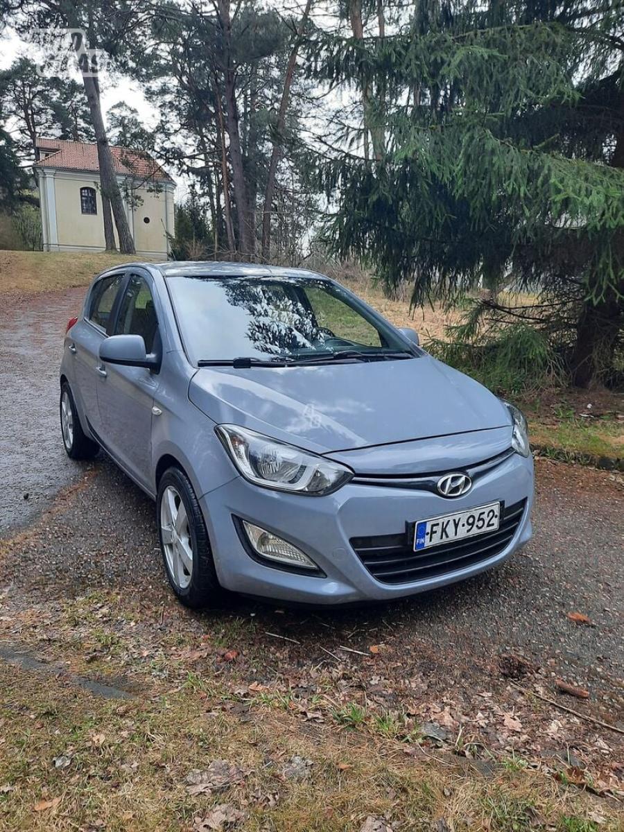 Hyundai i20 2014 in Vilnius, with an engine capacity of 1.30 L and mileage of 238 thousand km for 3500 €, photo 11 on AUTOMOTO.COM.LV