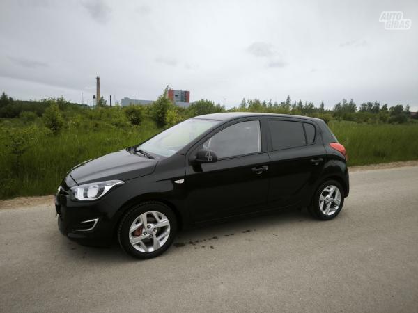 Hyundai i20 2015 in Telschi, with an engine capacity of 1.30 L and mileage of 164 thousand km for 2550 €, photo 2 on AUTOMOTO.COM.LV