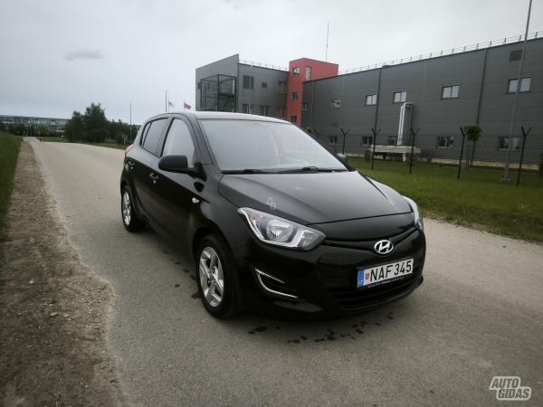 Hyundai i20 2015 in Telschi, with an engine capacity of 1.30 L and mileage of 164 thousand km for 2550 €, photo 6 on AUTOMOTO.COM.LV