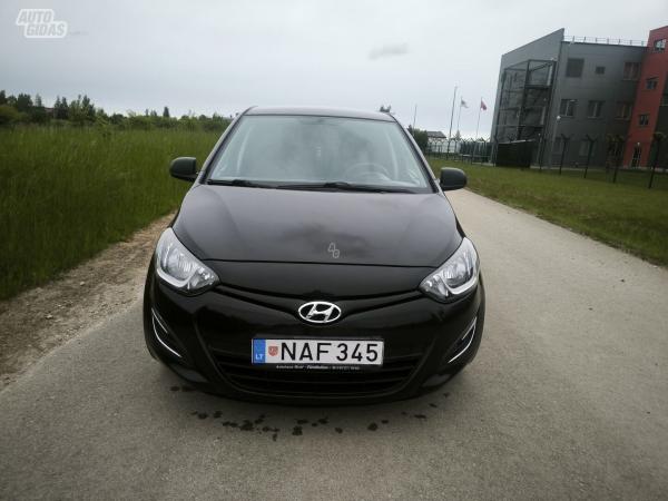Hyundai i20 2015 in Telschi, with an engine capacity of 1.30 L and mileage of 164 thousand km for 2550 €, photo 7 on AUTOMOTO.COM.LV