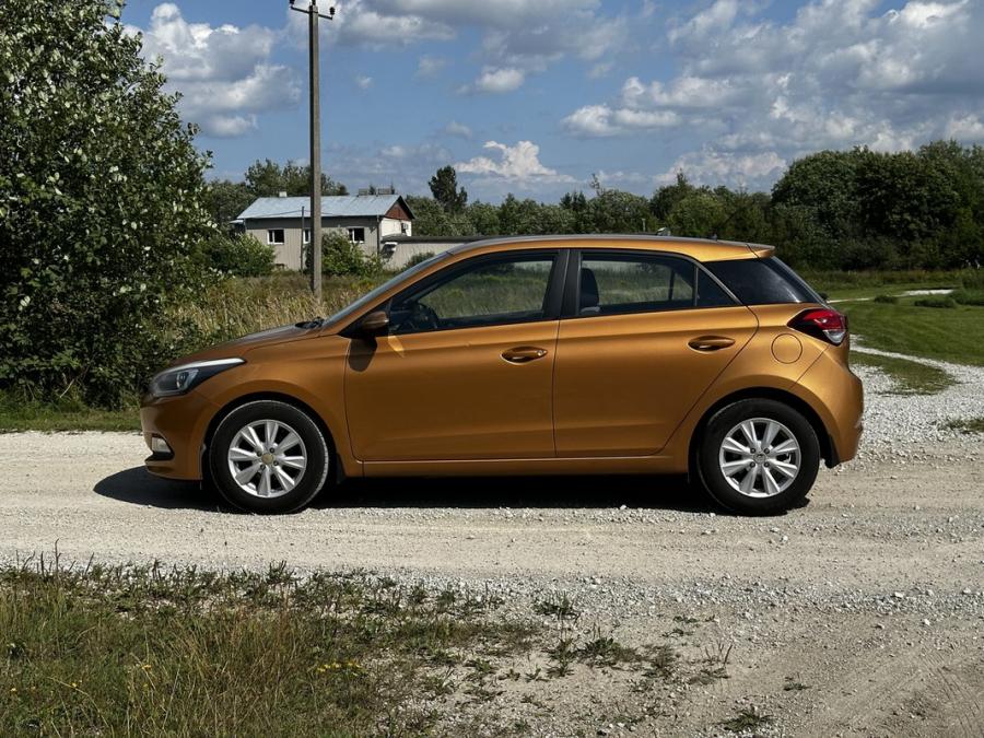 Hyundai i20 2015 Tallina, ar dzinēja tilpumu 0.00 L un nobraukumu 181 tūkst. km par 6500 €, foto 5 vietnē AUTOMOTO.COM.LV