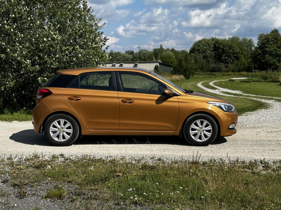 Hyundai i20 2015 Tallina, ar dzinēja tilpumu 0.00 L un nobraukumu 181 tūkst. km par 6500 €, foto 6 vietnē AUTOMOTO.COM.LV