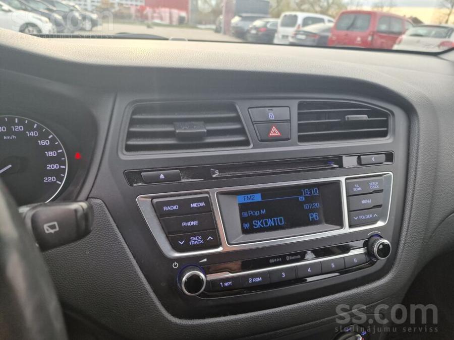 Hyundai i20 2016 Jelgava, ar dzinēja tilpumu 1.40 L un nobraukumu 294 tūkst. km par 2790 €, foto 16 vietnē AUTOMOTO.COM.LV