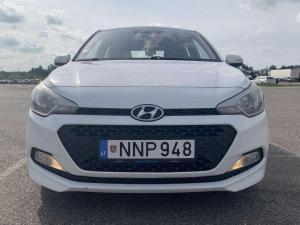 Hyundai i20 2017 in Vilnius, with an engine capacity of 1.25 L and mileage of 127 thousand km for 7700 €, photo 3 on AUTOMOTO.COM.LV