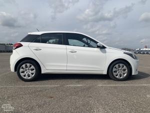 Hyundai i20 2017 Viļņa, ar dzinēja tilpumu 1.20 L un nobraukumu 127 tūkst. km par 7700 €, foto 5 vietnē AUTOMOTO.COM.LV