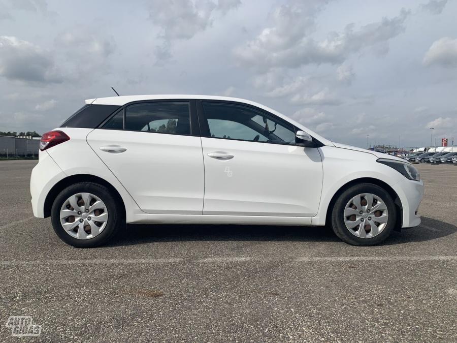 Hyundai i20 2017 Viļņa, ar dzinēja tilpumu 1.20 L un nobraukumu 127 tūkst. km par 7700 €, foto 5 vietnē AUTOMOTO.COM.LV