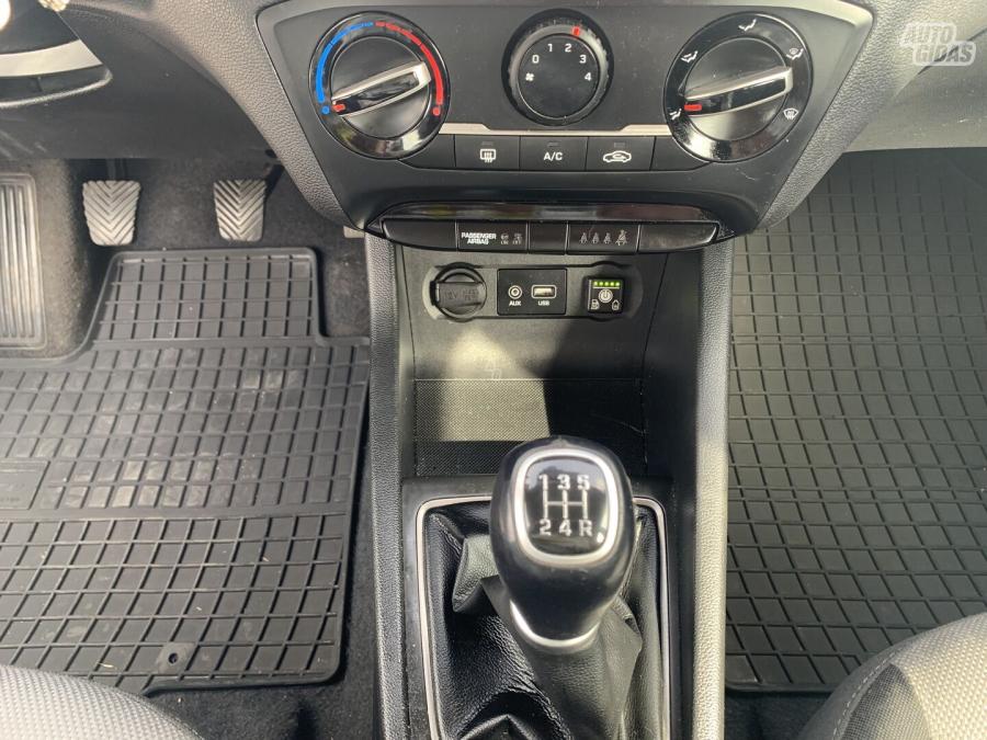 Hyundai i20 2017 Viļņa, ar dzinēja tilpumu 1.20 L un nobraukumu 127 tūkst. km par 7700 €, foto 14 vietnē AUTOMOTO.COM.LV