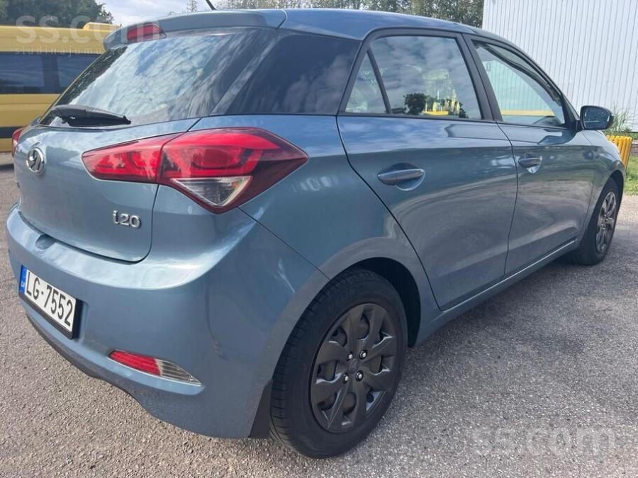Hyundai i20 2018 in Ventspils, with an engine capacity of 1.20 L and mileage of 74 thousand km for 16990 €, photo 3 on AUTOMOTO.COM.LV