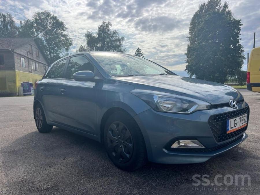 Hyundai i20 2018 in Ventspils, with an engine capacity of 1.20 L and mileage of 74 thousand km for 16990 €, photo 4 on AUTOMOTO.COM.LV