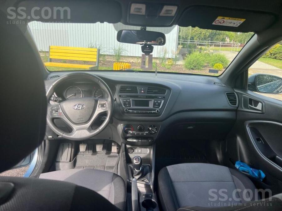 Hyundai i20 2018 in Ventspils, with an engine capacity of 1.20 L and mileage of 74 thousand km for 16990 €, photo 8 on AUTOMOTO.COM.LV