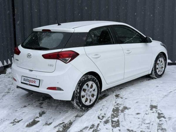 Hyundai i20 2018 in Vilnius, with an engine capacity of 1.37 L and mileage of 182 thousand km for 6900 €, photo 3 on AUTOMOTO.COM.LV