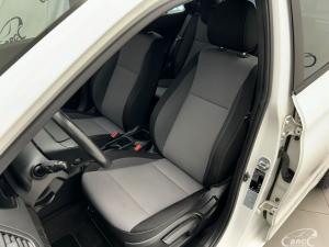 Hyundai i20 2018 in Vilnius, with an engine capacity of 1.25 L and mileage of 51 thousand km for 8300 €, photo 6 on AUTOMOTO.COM.LV