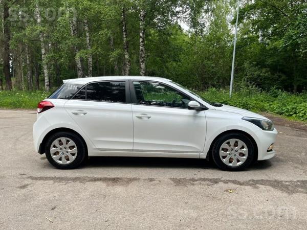 Hyundai i20 2018 in Riga, with an engine capacity of 1.20 L and mileage of 0 thousand km for 5499 €, photo 6 on AUTOMOTO.COM.LV