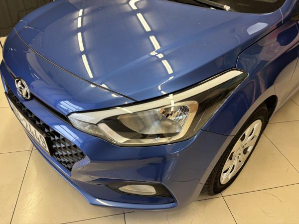 Hyundai i20 2019 in Riga, with an engine capacity of 1.00 L and mileage of 81 thousand km for 890000 €, photo 5 on AUTOMOTO.COM.LV