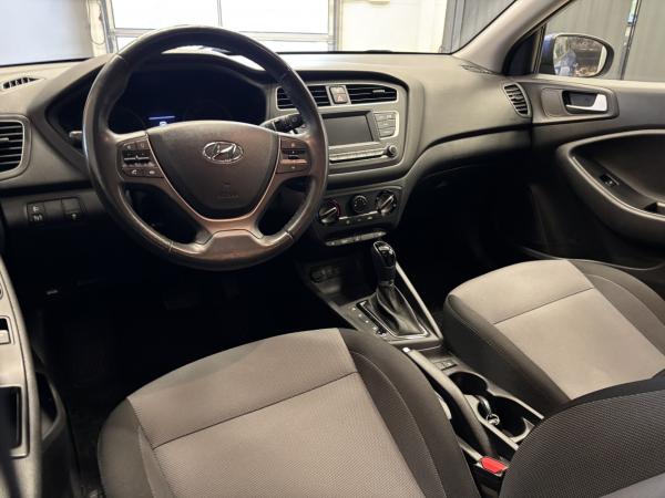 Hyundai i20 2019 in Riga, with an engine capacity of 1.00 L and mileage of 81 thousand km for 890000 €, photo 10 on AUTOMOTO.COM.LV