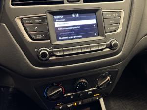 Hyundai i20 2019 Rīga, ar dzinēja tilpumu 1.00 L un nobraukumu 81 tūkst. km par 890000 €, foto 19 vietnē AUTOMOTO.COM.LV