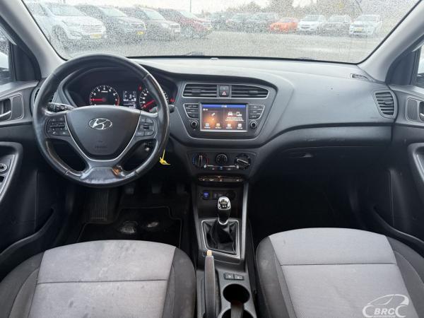 Hyundai i20 2019 in Vilnius, with an engine capacity of 0.00 L and mileage of 155 thousand km for 5500 €, photo 4 on AUTOMOTO.COM.LV