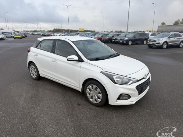 Hyundai i20 2019 in Vilnius, with an engine capacity of 0.00 L and mileage of 155 thousand km for 5500 €, photo 6 on AUTOMOTO.COM.LV